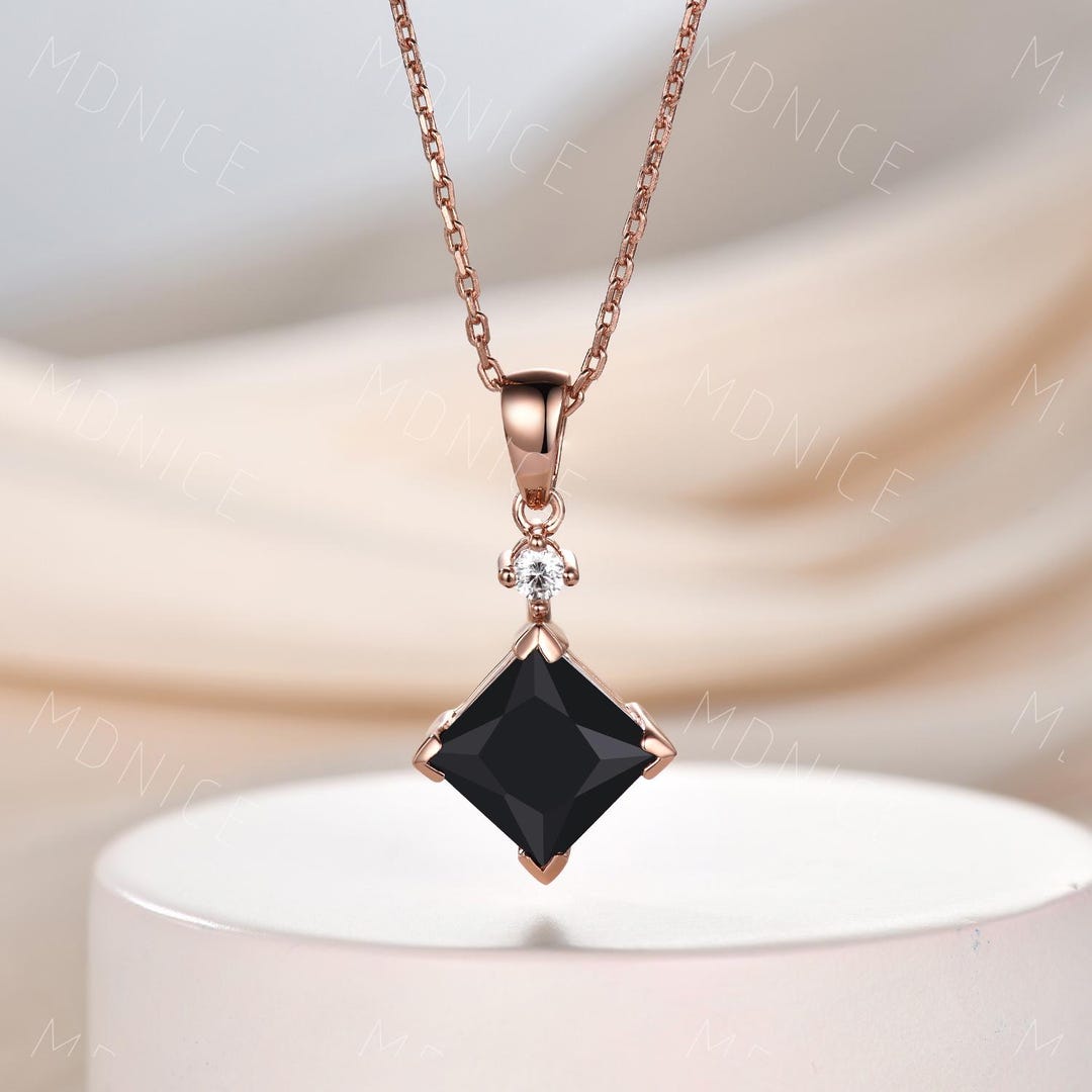 Unique Natural Black Onyx Princess Cut Necklace Yellow Gold 3CT 8mm ...