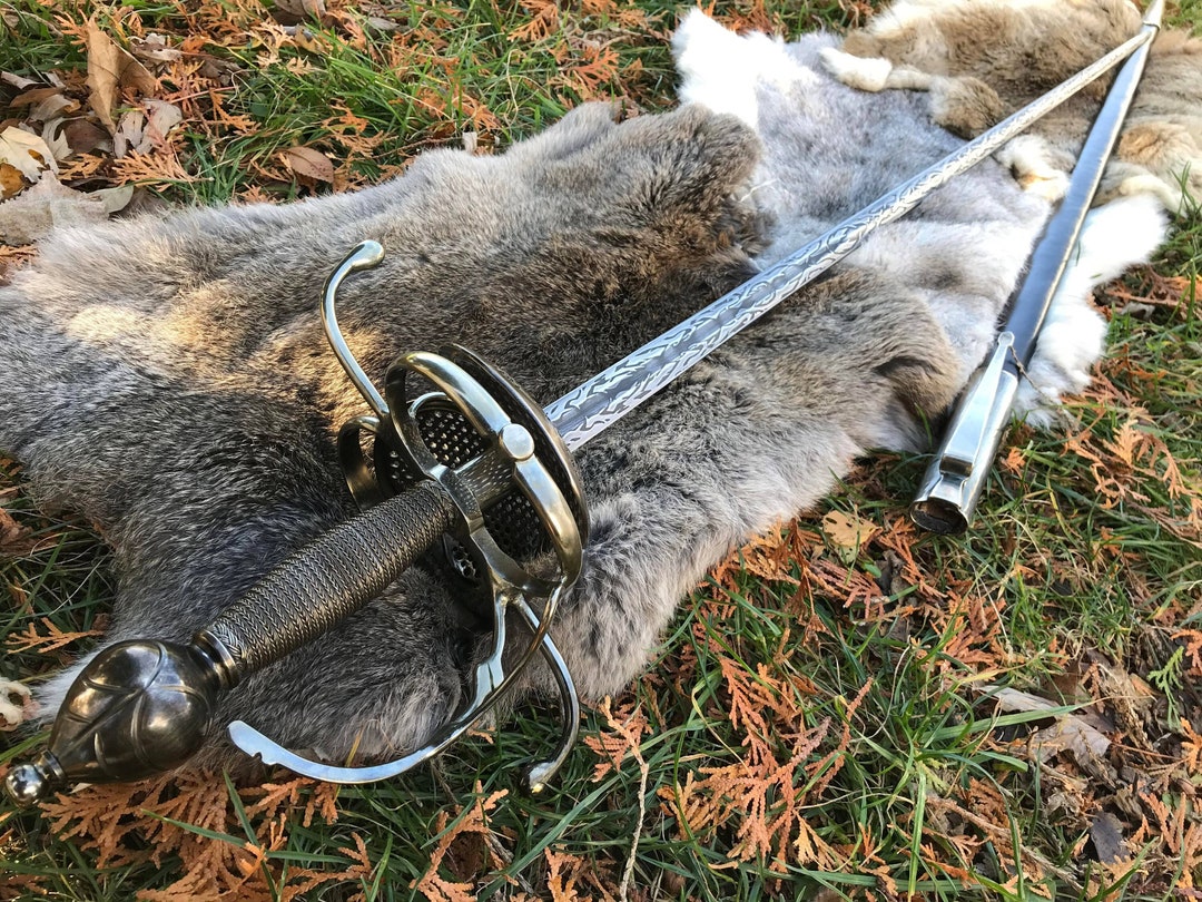 Forged Cavalier Rapier Engraved Carbon Steel Briar Thorn Knots Engraved ...