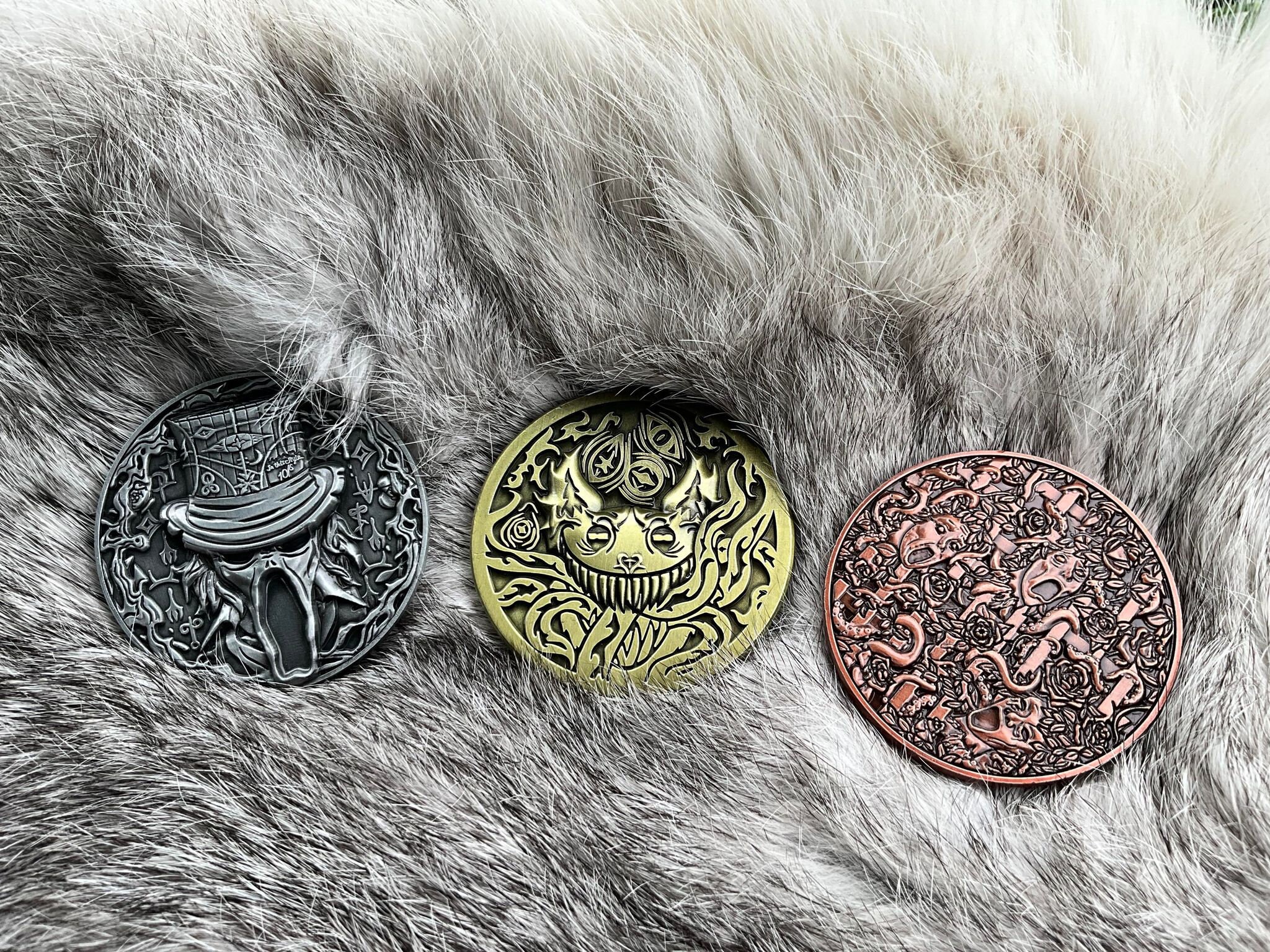 Alice in Wonderland Large Coin Set Creepy Eldritch Tentacle Cheshire ...