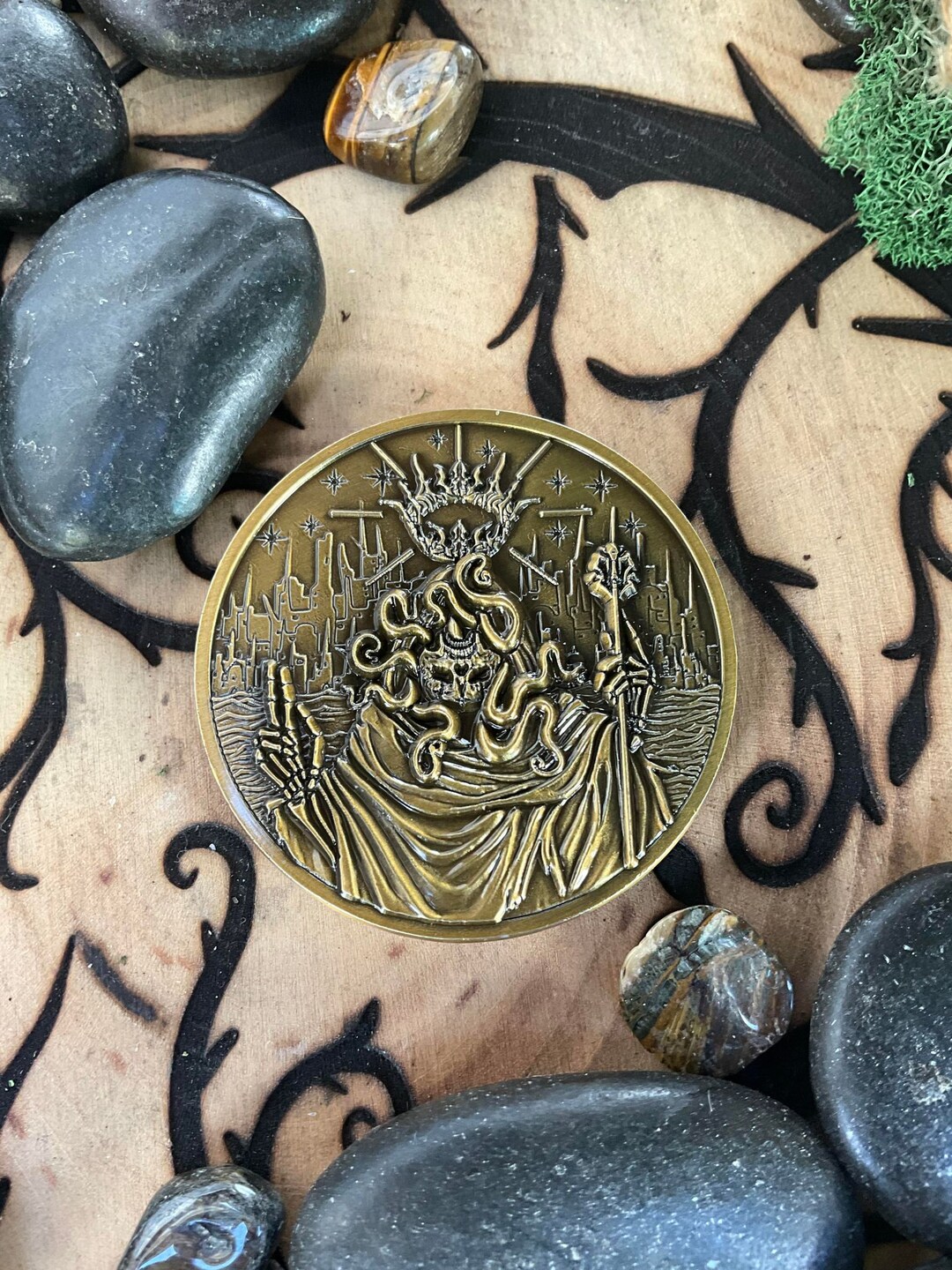 Hastur Challenge Coin King in Yellow Coin Eldritch Horror EDC Coin HP ...