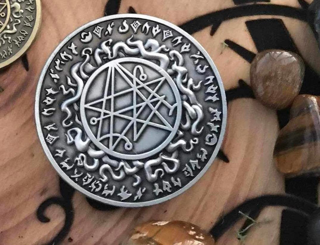Yog-sothoth Coin Lovecraft Cthulhu Mythology Coin Antique Rustic ...
