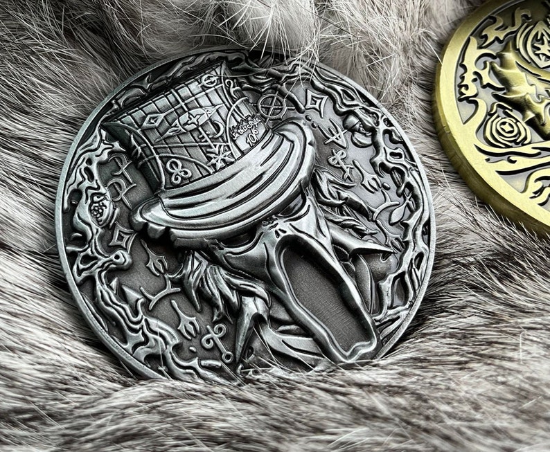 Alice in Wonderland Large Coin Set Creepy Eldritch Tentacle Cheshire ...