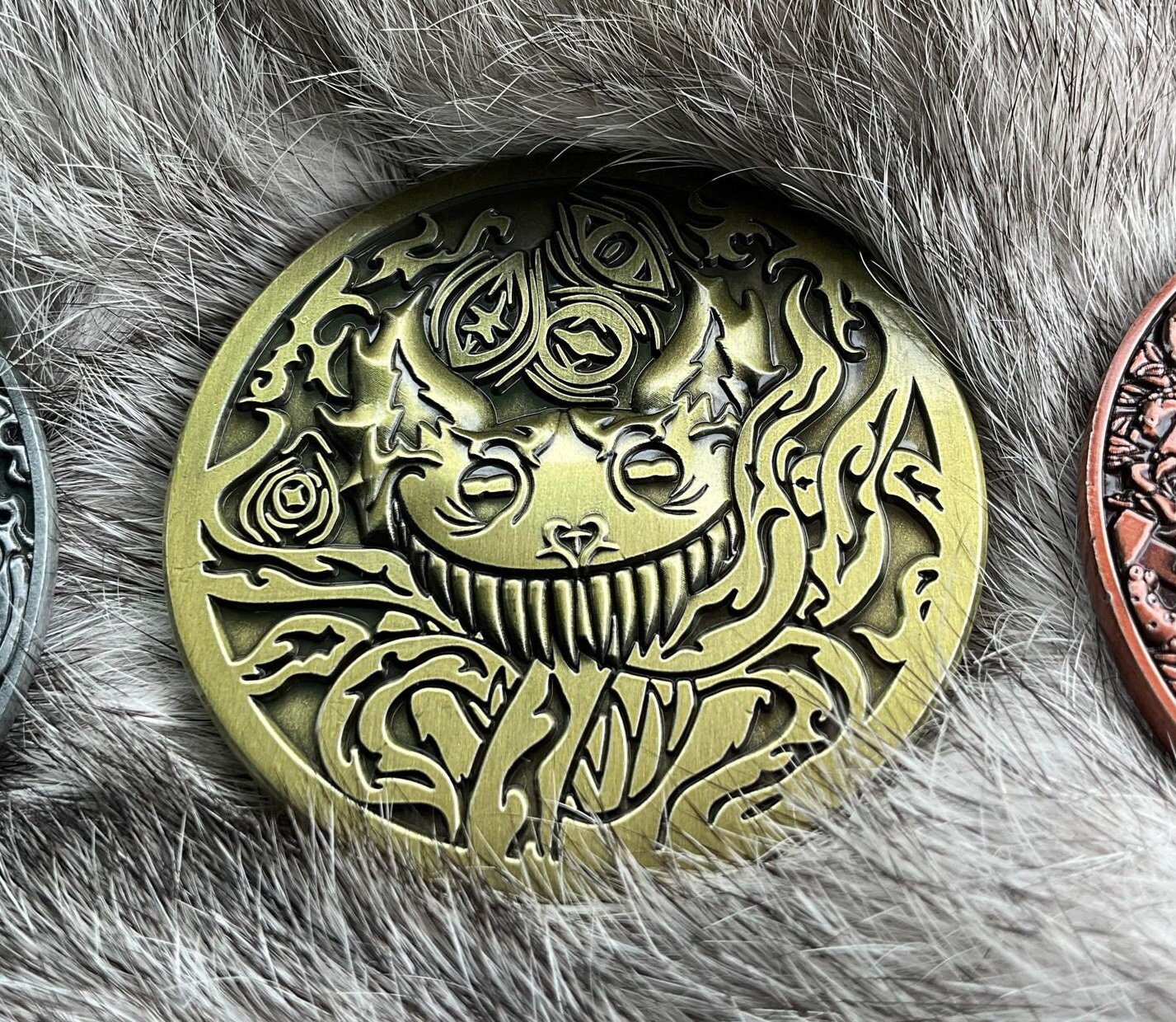 Alice in Wonderland Large Coin Set Creepy Eldritch Tentacle Cheshire ...