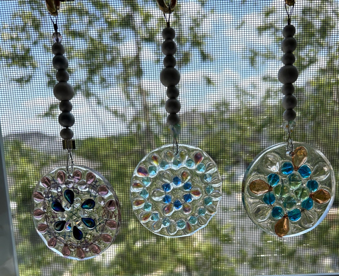 Sun Catchers Set of 3 Round Resin Sun Catcher With Colorful Beads , Add ...
