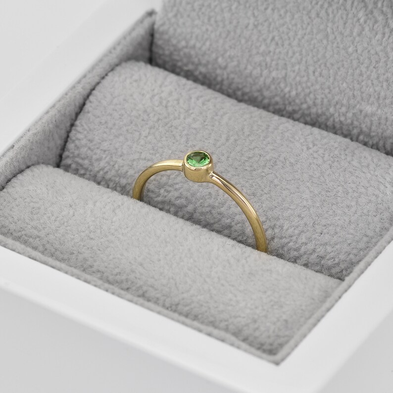 Minimalist Solid Gold Ring With Tsavorite Garnet Stacking - Etsy