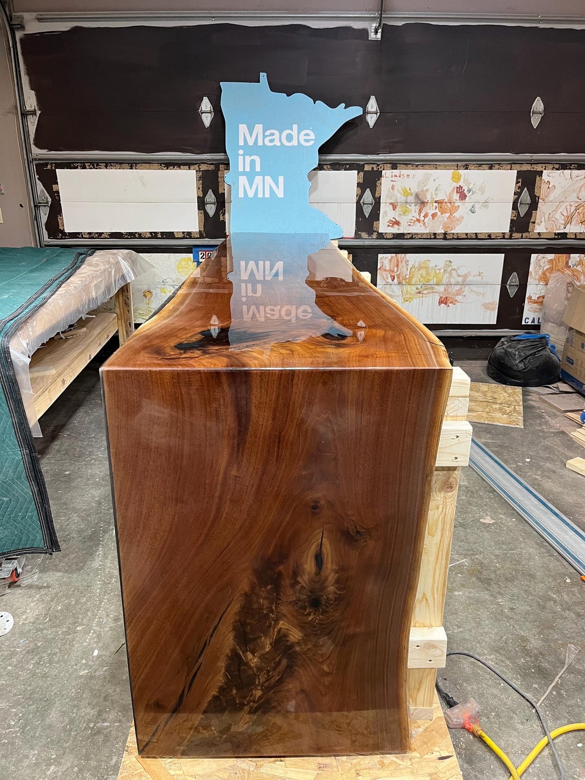 Walnut Cascade – Custom Live Edge Waterfall Countertops - Etsy