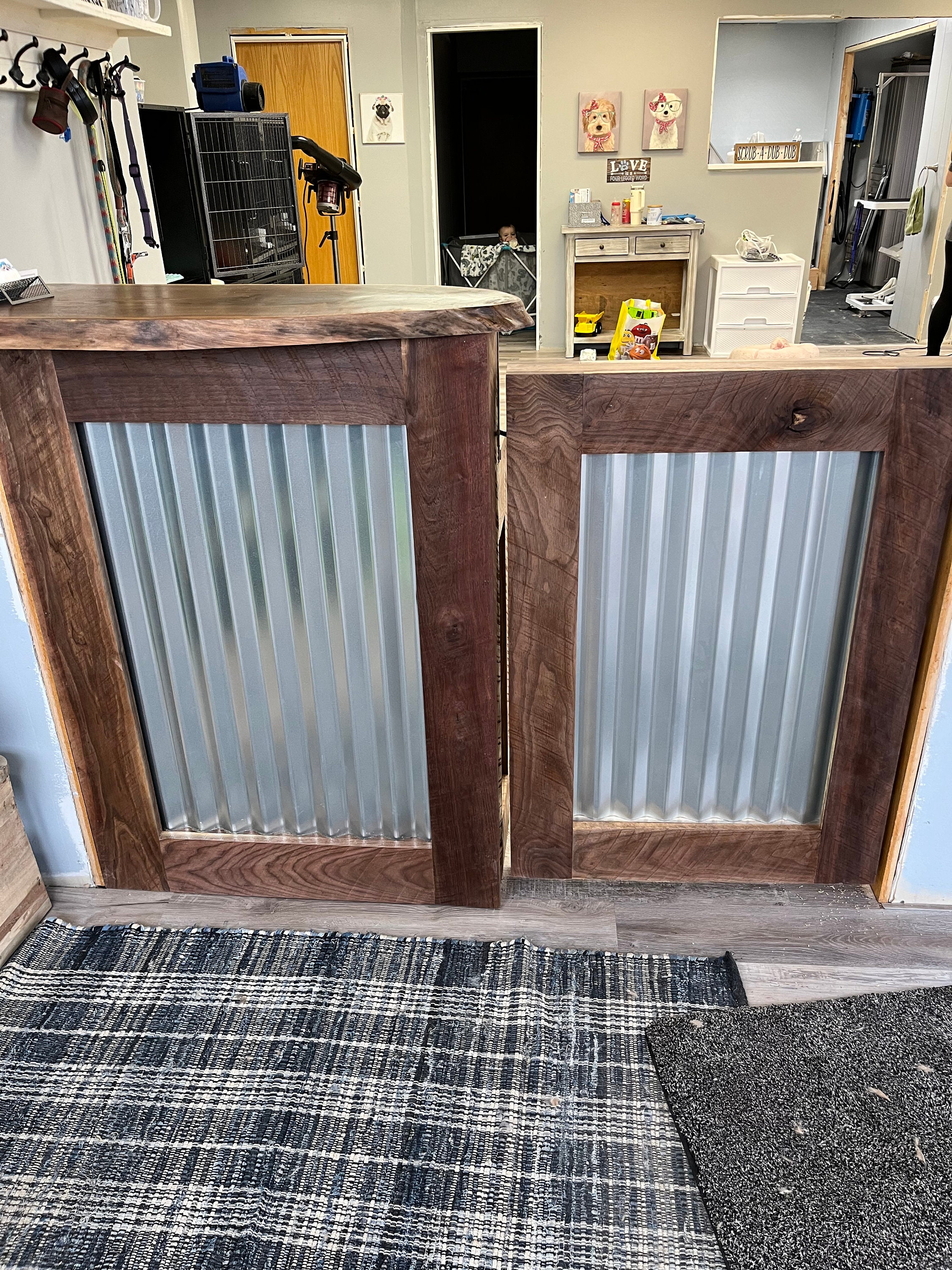 Custom Retail Counters/live Edge Walnut Counter/bar - Etsy