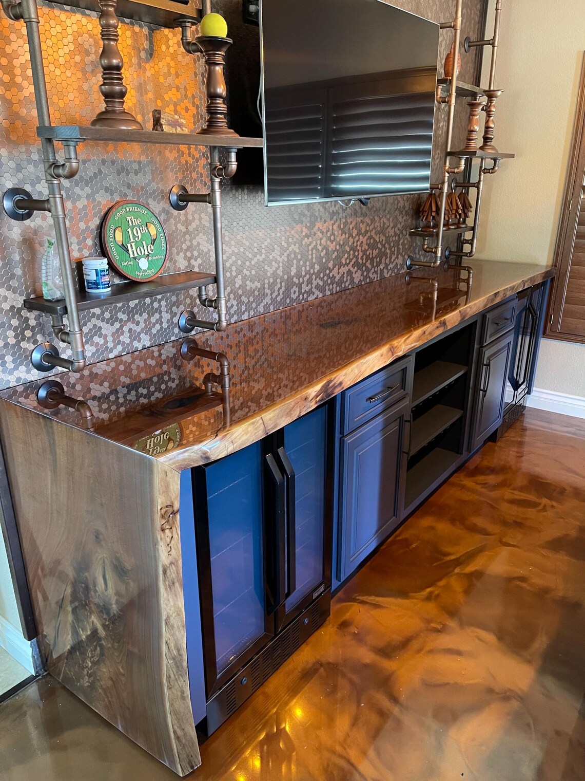 Walnut Cascade – Custom Live Edge Waterfall Countertops - Etsy