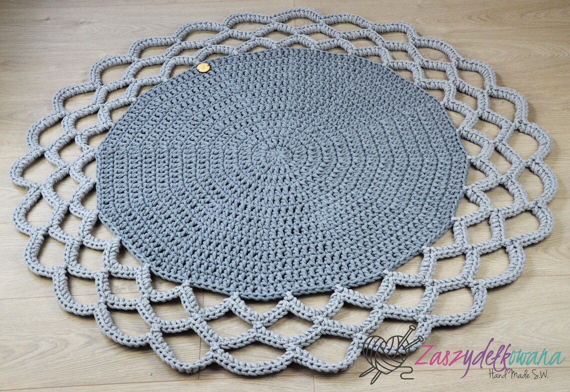 Crochet round rug with lace for babyroom personalized baby | Etsy