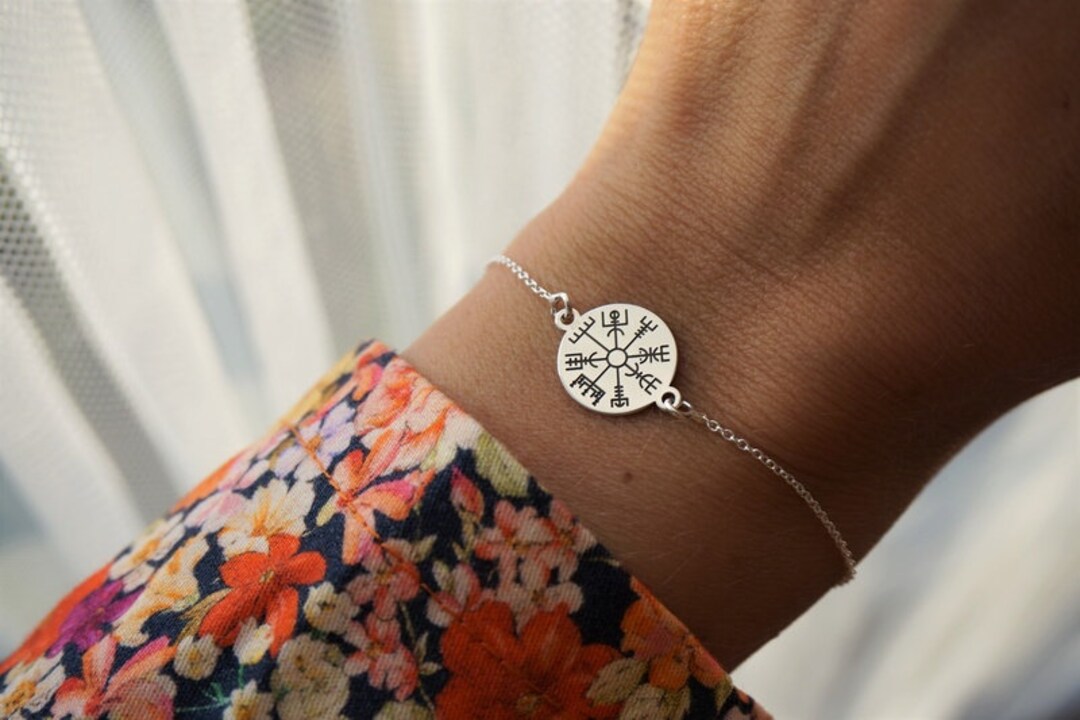 Silver Bracelet ICELAND COMPASS Vegvisir - Etsy