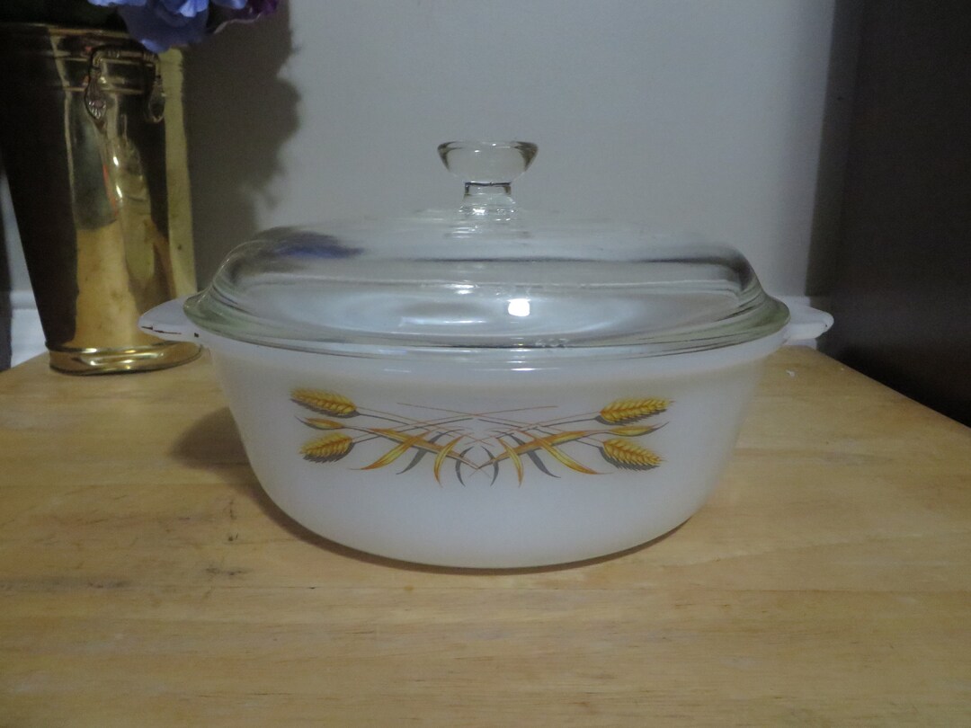 Vintage Anchor Hocking Wheat Harvest Pattern White Casserole, 1 1/2 QT ...