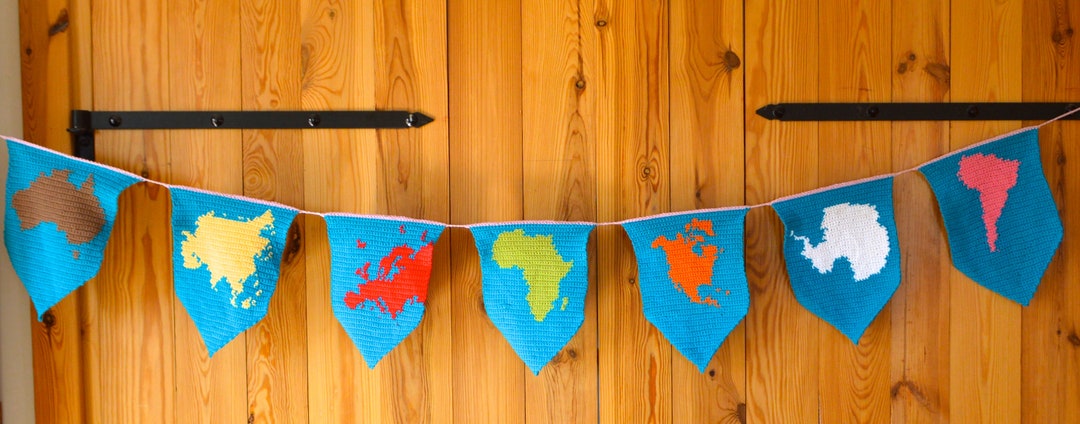 Crochet Pattern // Map Bunting Geography Garland Map of - Etsy