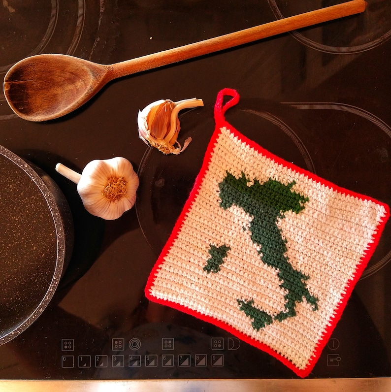 Crochet Pattern // Italy Potholder, Map Hotpad, Italian Food, Gift for ...