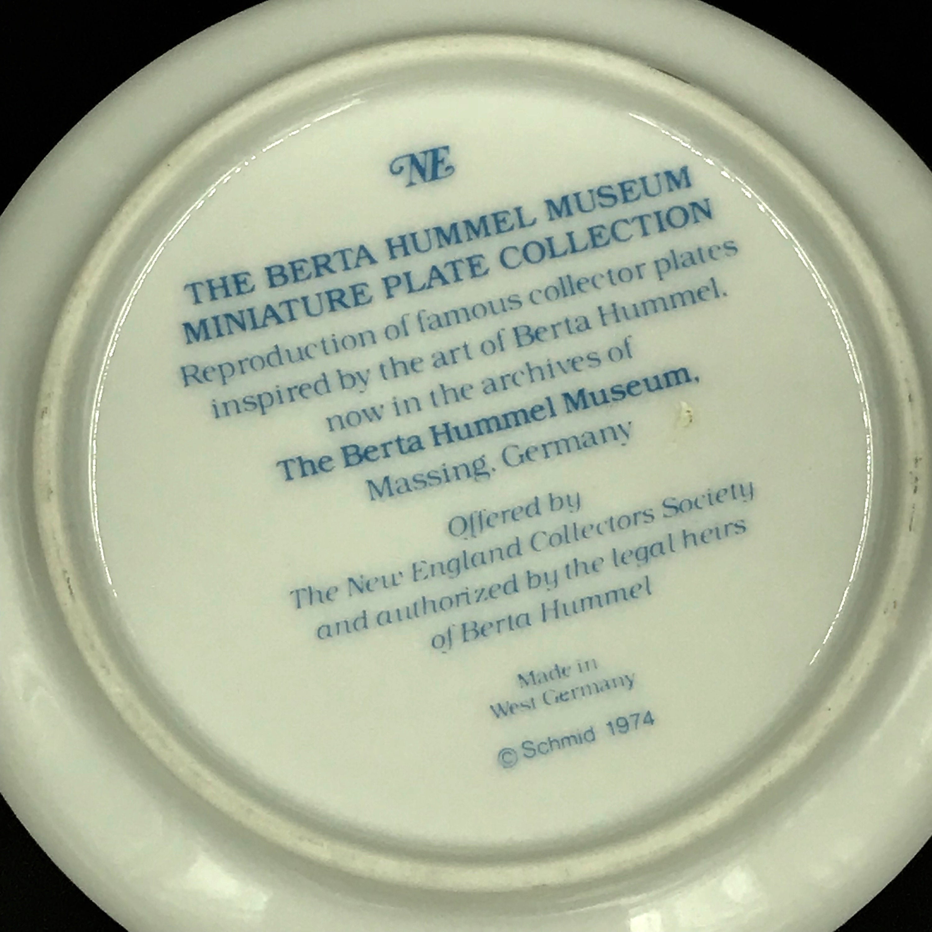 Home & Living Berta Hummel Museum Miniature Plate,1974 Baskets & Bowls ...