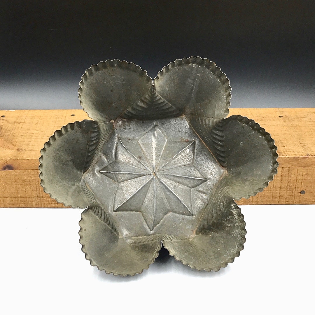 Antique Tinware, Antique Fluted Tin Mold With 8 Pointed Star, Rustic ...
