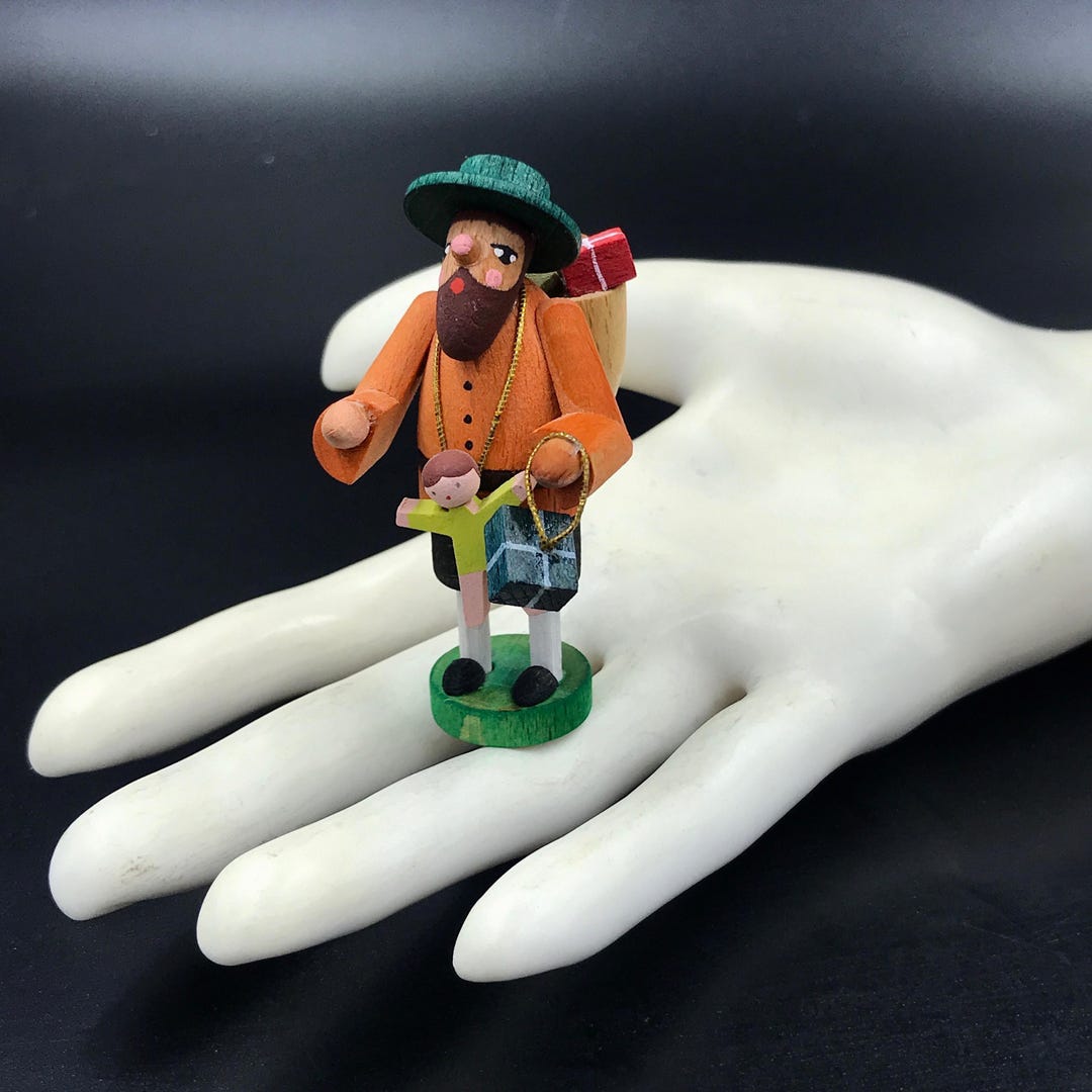 VTG Miniature Erzgebirge GDR STYLE Wood Man Toy Peddler Figurine, 2.75 ...