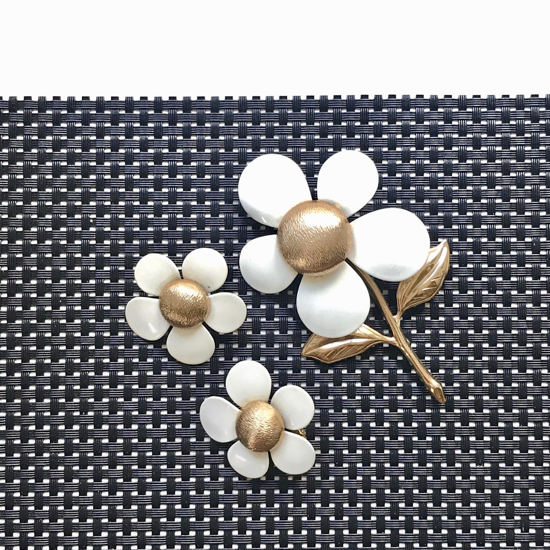 1960s Sarah Coventry Flower Flattery Collection White Enamel Flower ...