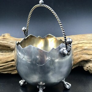 VTG to Antique Wilcox Quadruple Silver Plate Cracked Egg Basket With ...