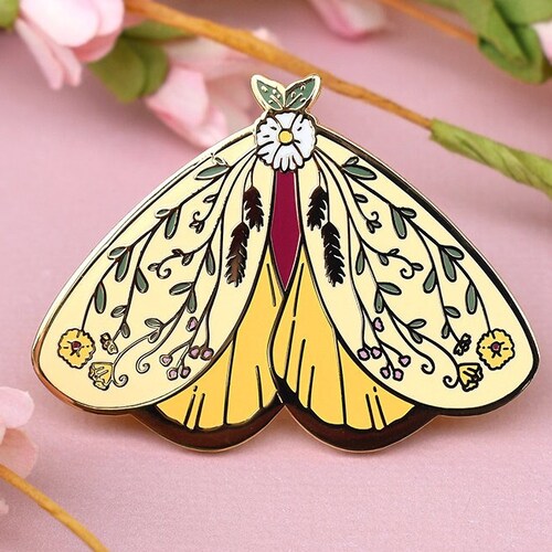 Luna Moth Enamel Pin - Etsy