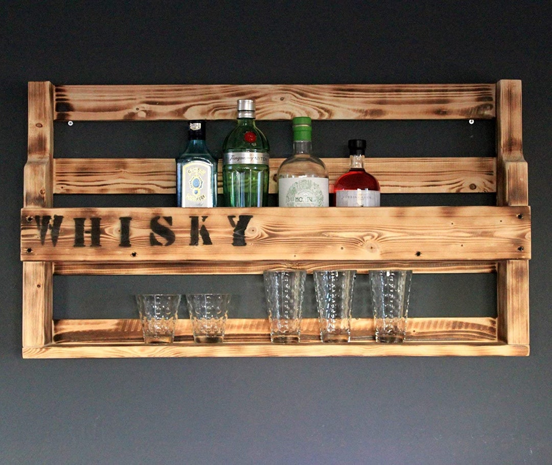 Whisky Regal aus Holz - mit Gläserhalter und WHISKY Schriftzug ...