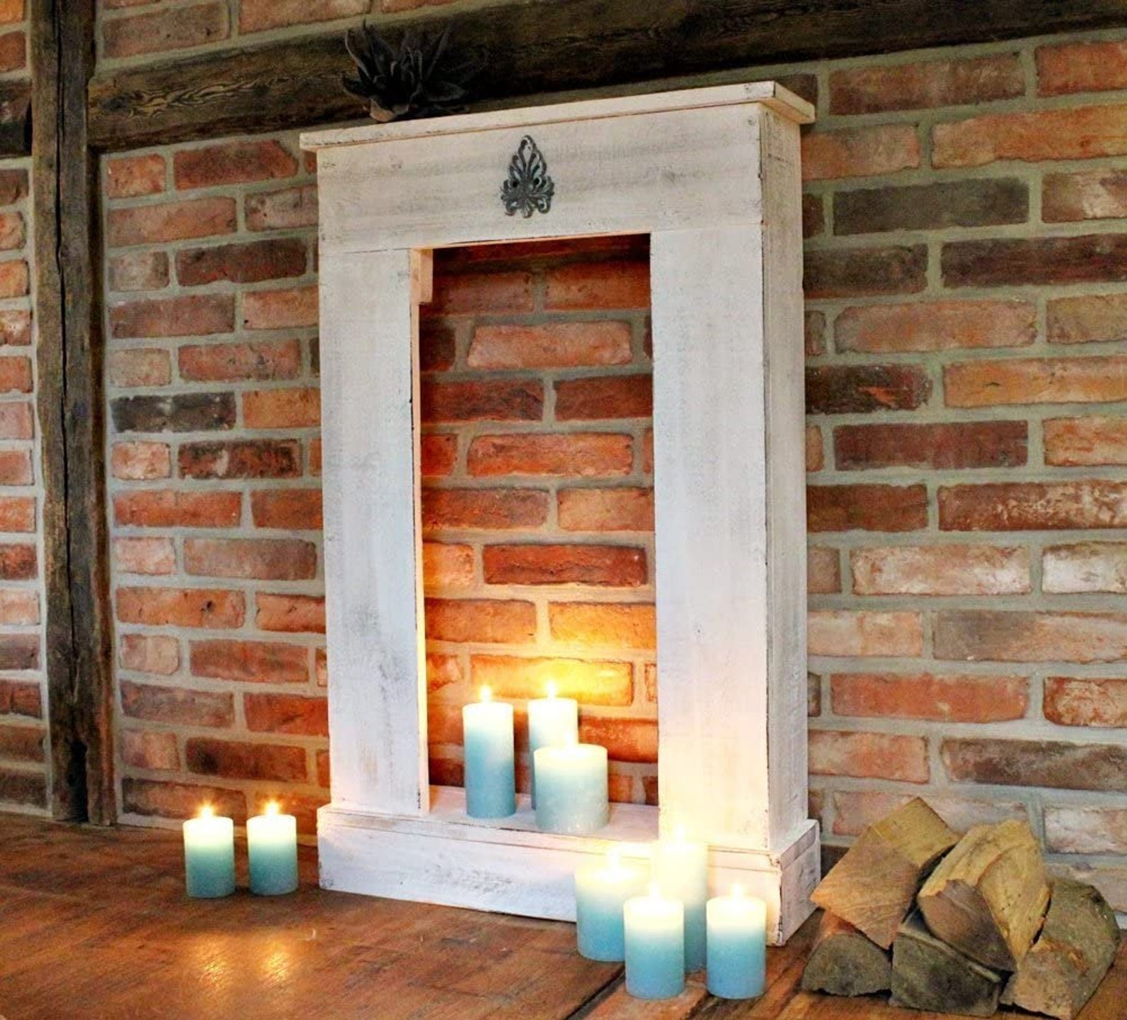 Kaminkonsole Dekokamin Kaminsims aus Holz | fertig montiert mit Sockel ...