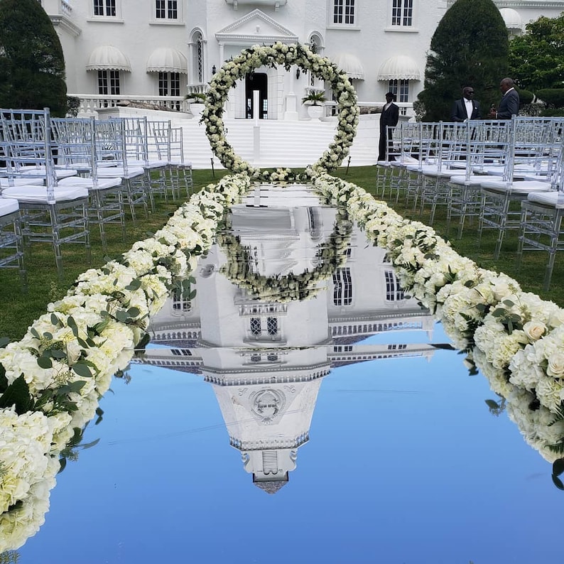 I Have Found the One Mirrored Reflection Aisle Runner Engagement ...