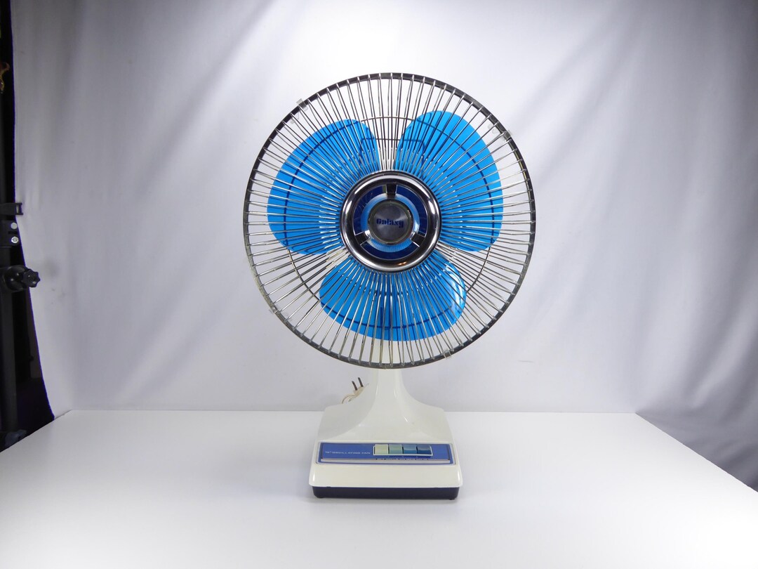 Galaxy Fan Oscillating Beautiful Blue Blades 12 Inch Clean Works Great ...