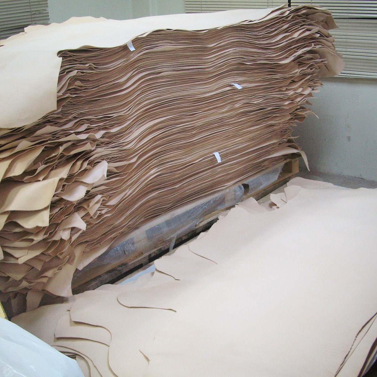 2/3 Oz. Veg-tanned Natural Tooling Leather - Etsy