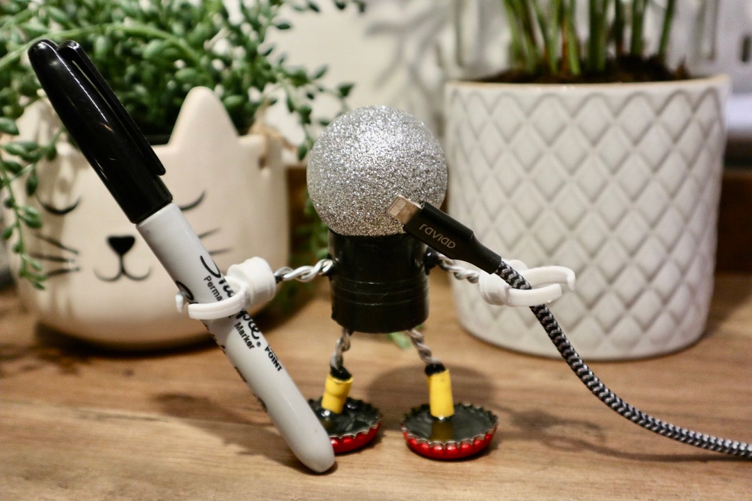 Computer Geek Robot Sculpture - A Perfect Gift for Nerds and Sci-fi ...