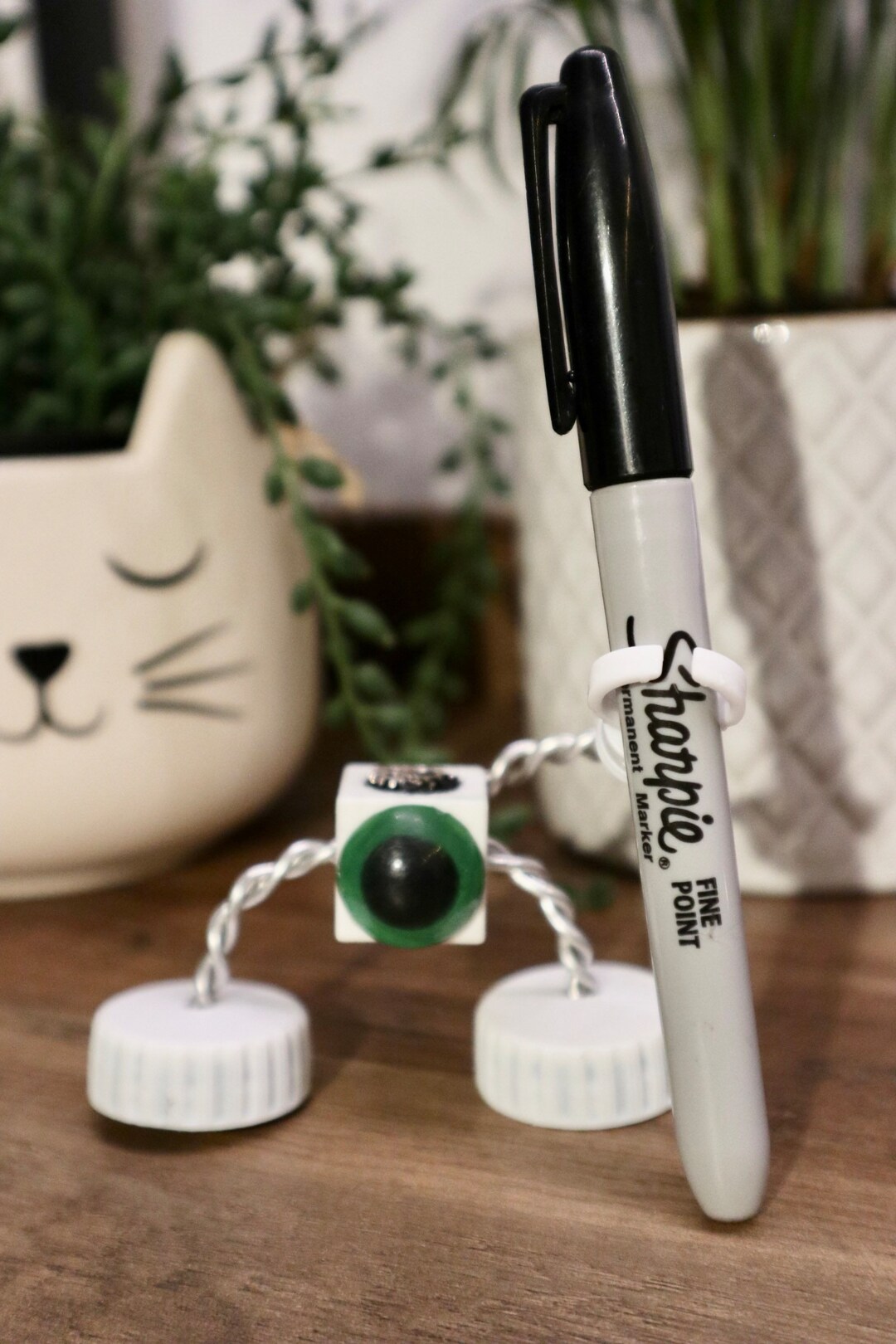 Computer Geek Robot Sculpture - A Perfect Gift for Nerds and Sci-fi ...