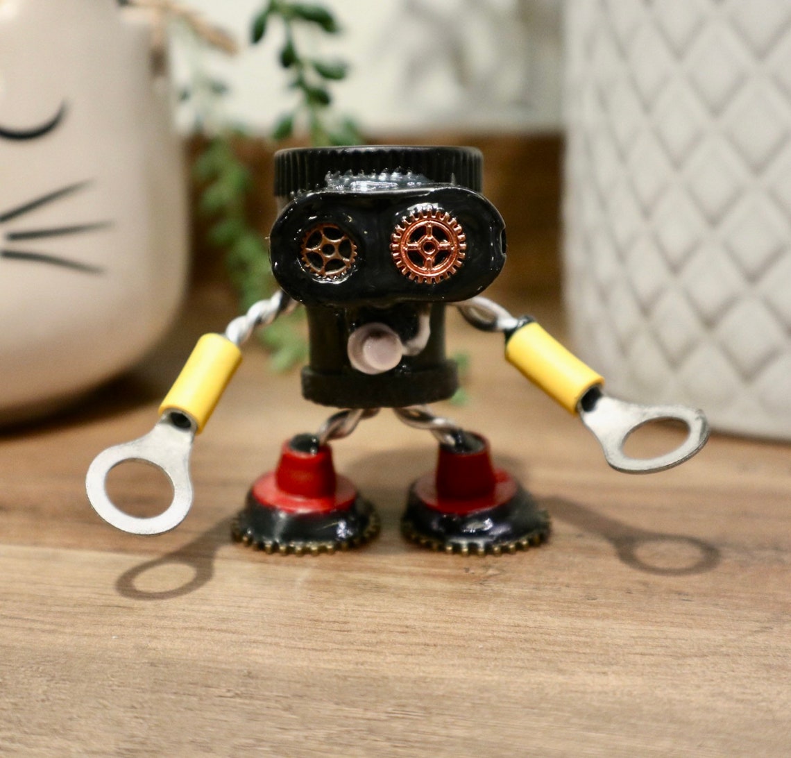 Computer Geek Robot Sculpture A Perfect Gift for Nerds and Sci-fi ...