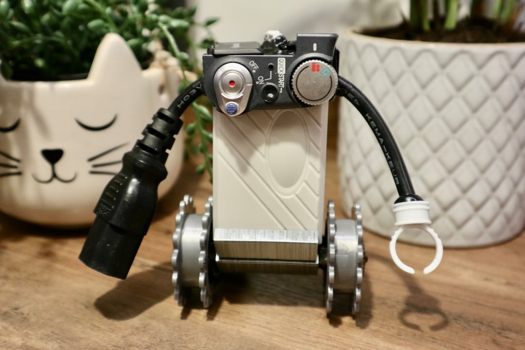 Computer Geek Robot Sculpture - A Perfect Gift for Nerds and Sci-fi ...