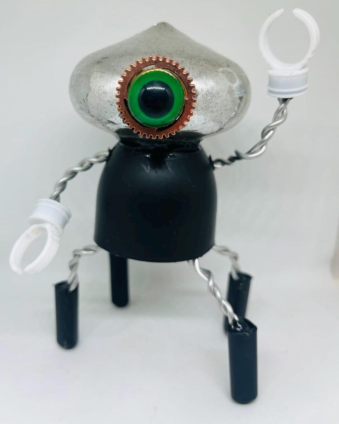 Computer Geek Robot Sculpture - A Perfect Gift for Nerds and Sci-fi ...