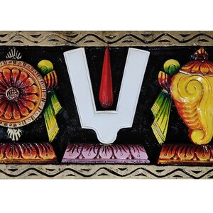 Wooden Thiruman Shanku Chakra Naamam Garudar Hanuman. South Indian Home ...