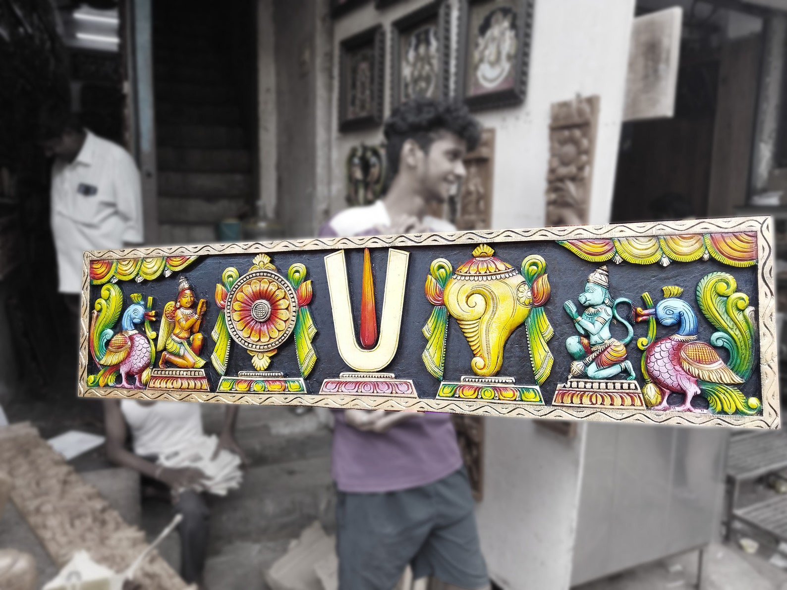 Thiruman Wall Decor With Garudar and Hanuman. Religious Wall - Etsy