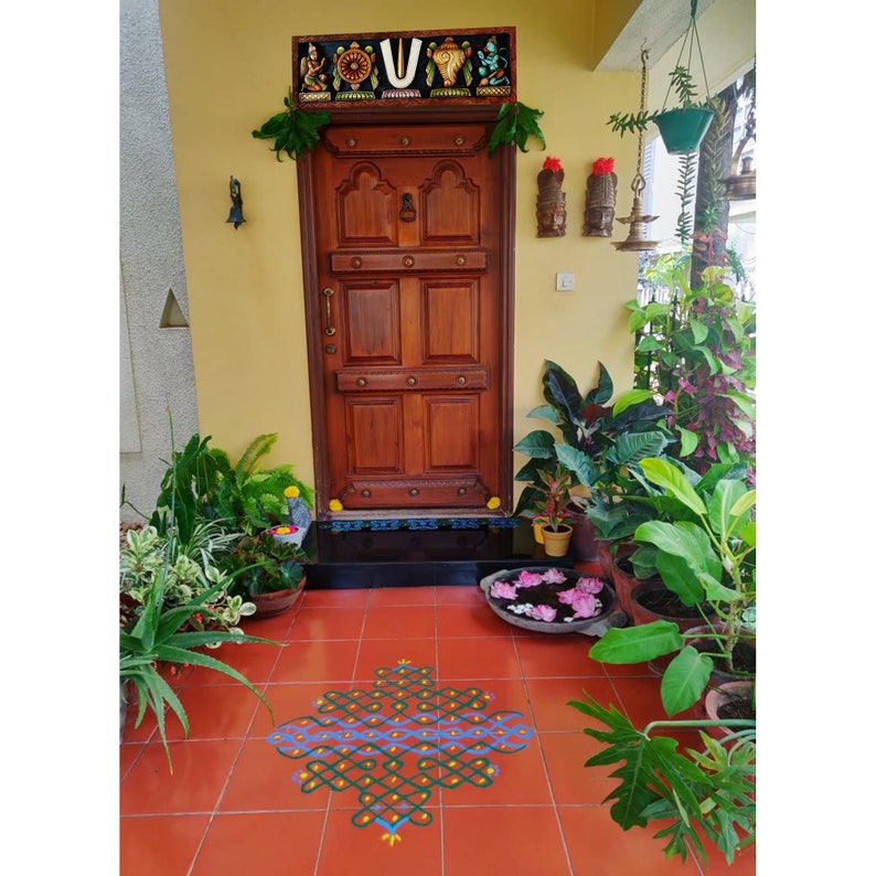 Thiruman Wall Decor With Garudar and Hanuman. Religious Wall - Etsy