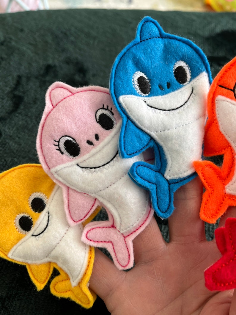 Shark Family Finger Puppets Set of 5 Finger Puppets/children/playtime ...