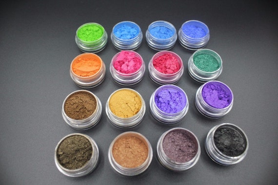 Set of 16 Natural Mica Powder Pigments Powder Cosmetic | Etsy
