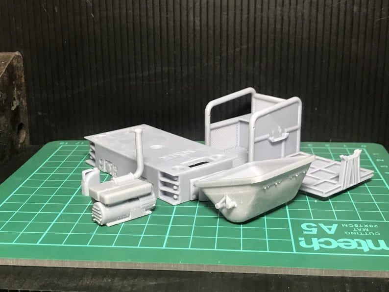 GN15 - Diesel Tipper Kit NEW - G-scale on 00 Track Uses a Tenshodo Spud ...