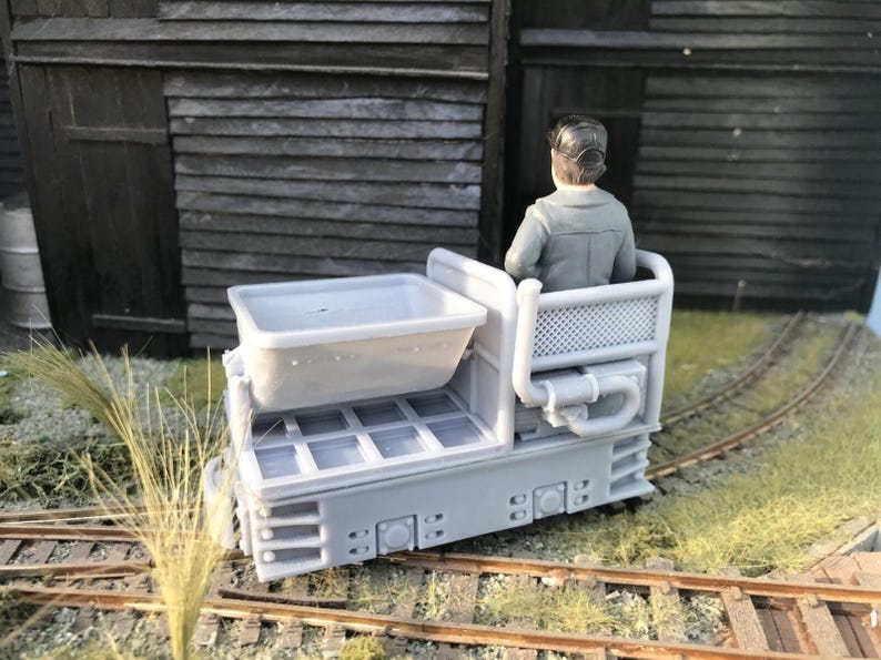 GN15 - Diesel Tipper Kit NEW - G-scale on 00 Track Uses a Tenshodo Spud ...