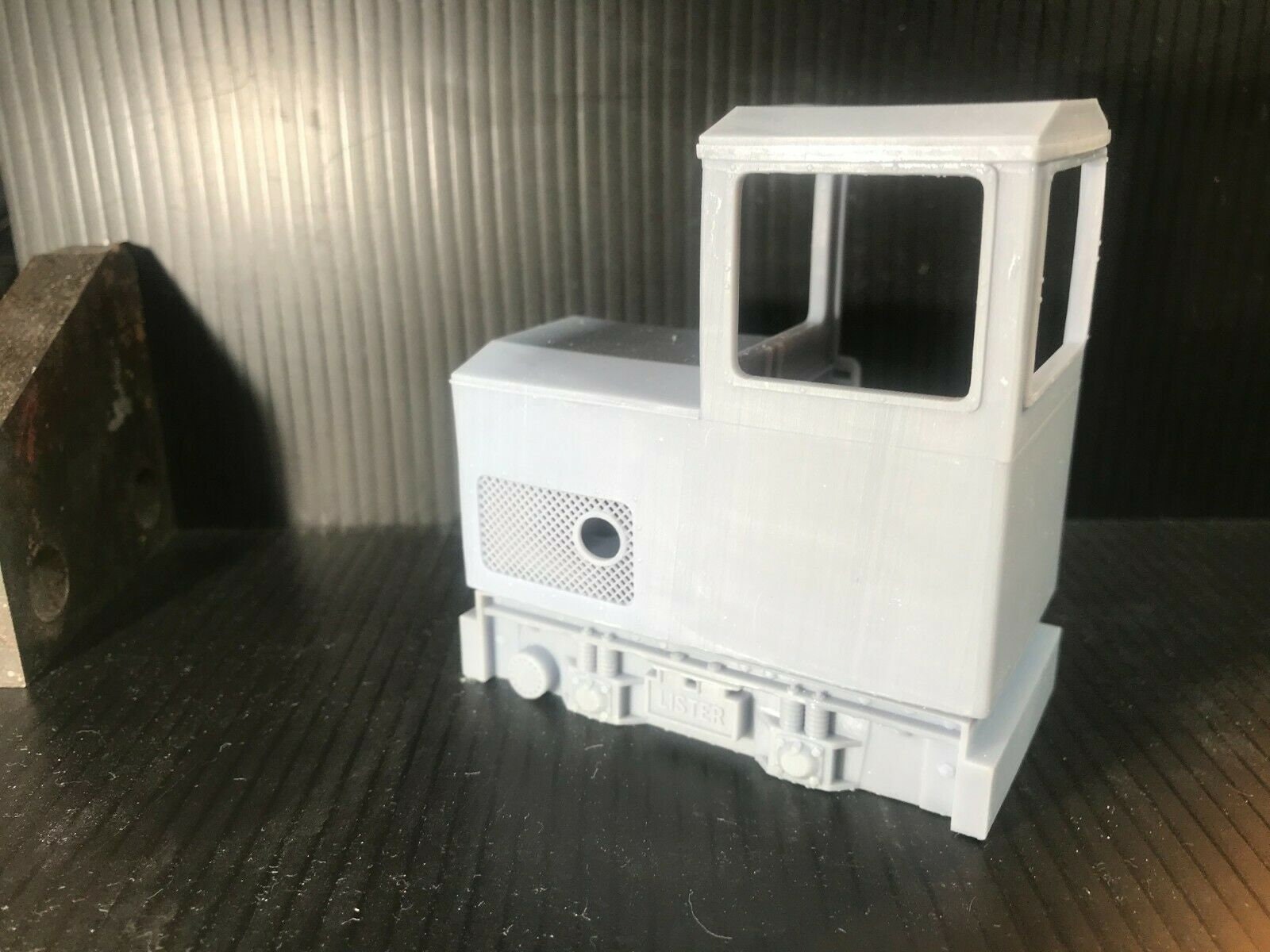 GN15 - Lister Critter -NEW - G-scale on 00 Track Uses a Tenshodo Spud ...