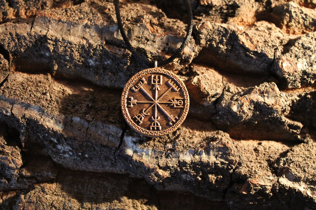 Vegvisir Pendant, Pagan Gift, Viking Runic Compass, Nordic Symbol - Etsy