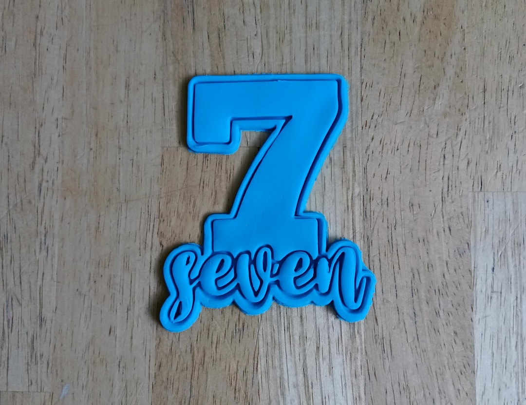 Number Seven Cookie Cutter (2-piece) - Etsy