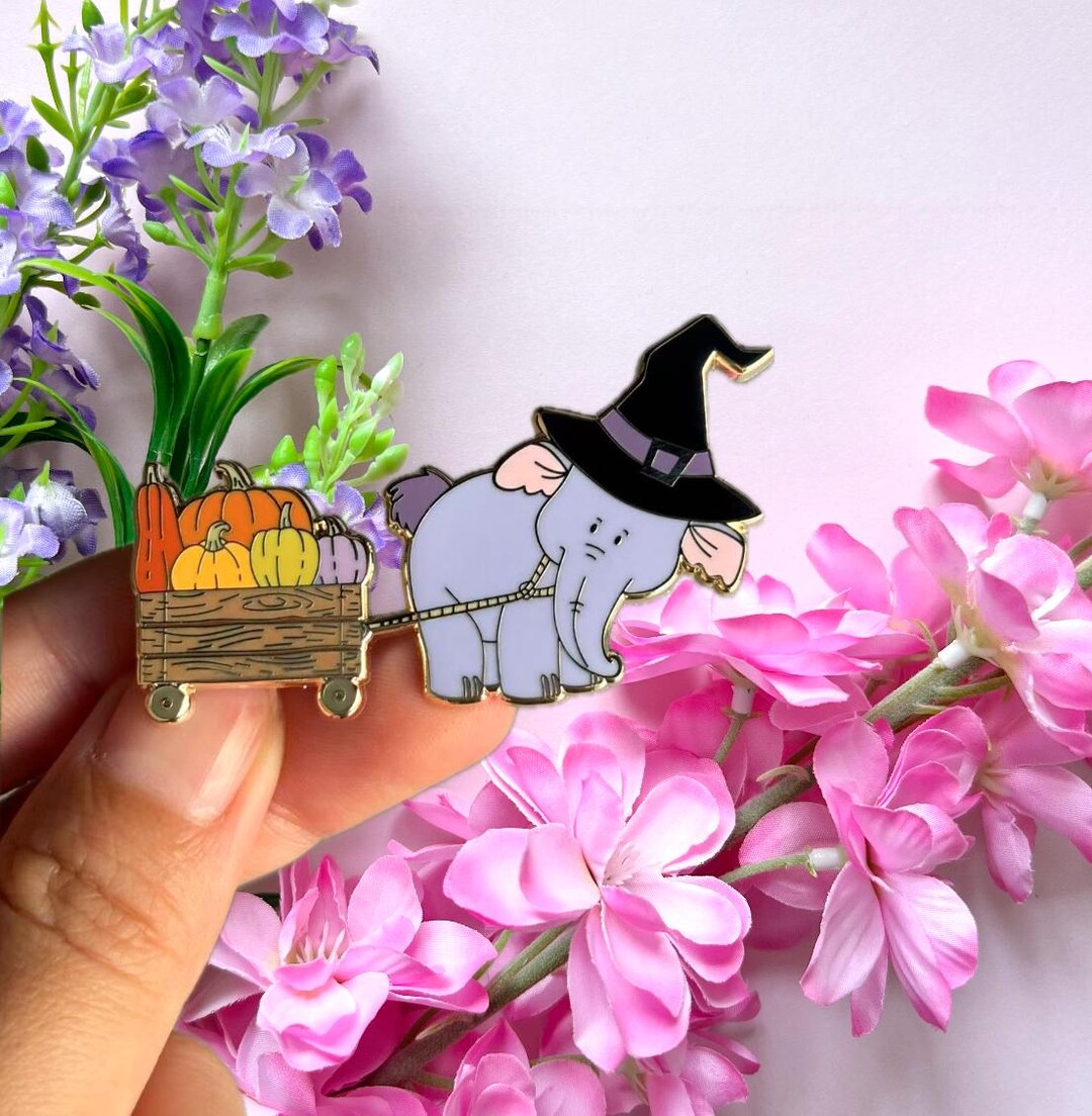 LUMPY PIN / Halloween Pumpkins Fall Hundred Acre Wood Winnie the Pooh ...