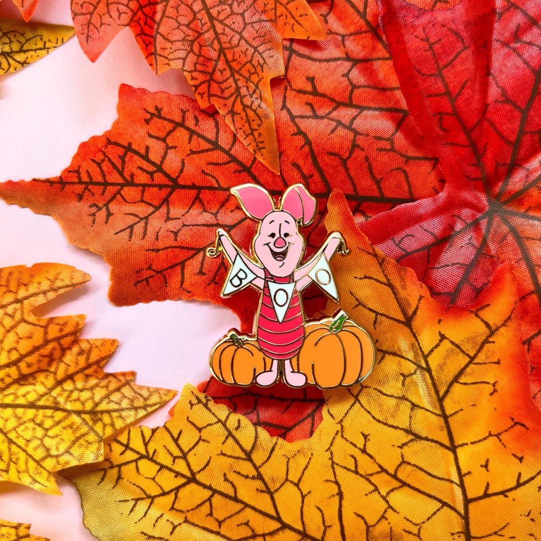 PIGLET PIN / Winnie the Pooh Piglet Halloween Boo Fall Autumn Pumpkin ...