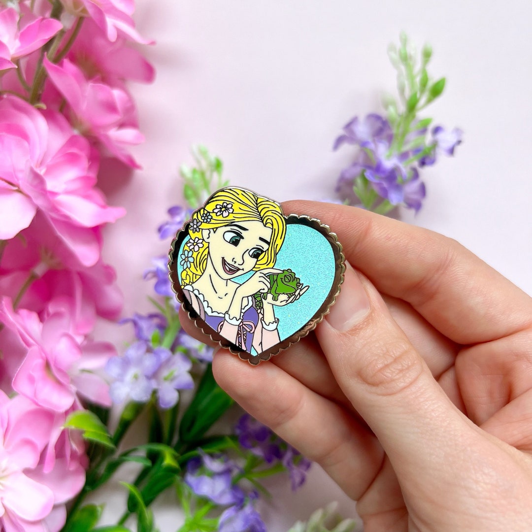 DISNEY INSPIRED PIN / Hugging Friends Pin Rapunzel Pascal Tangled ...