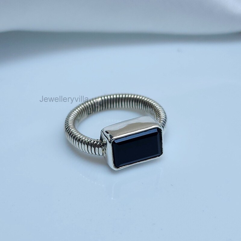 Horizontal Ring - Etsy