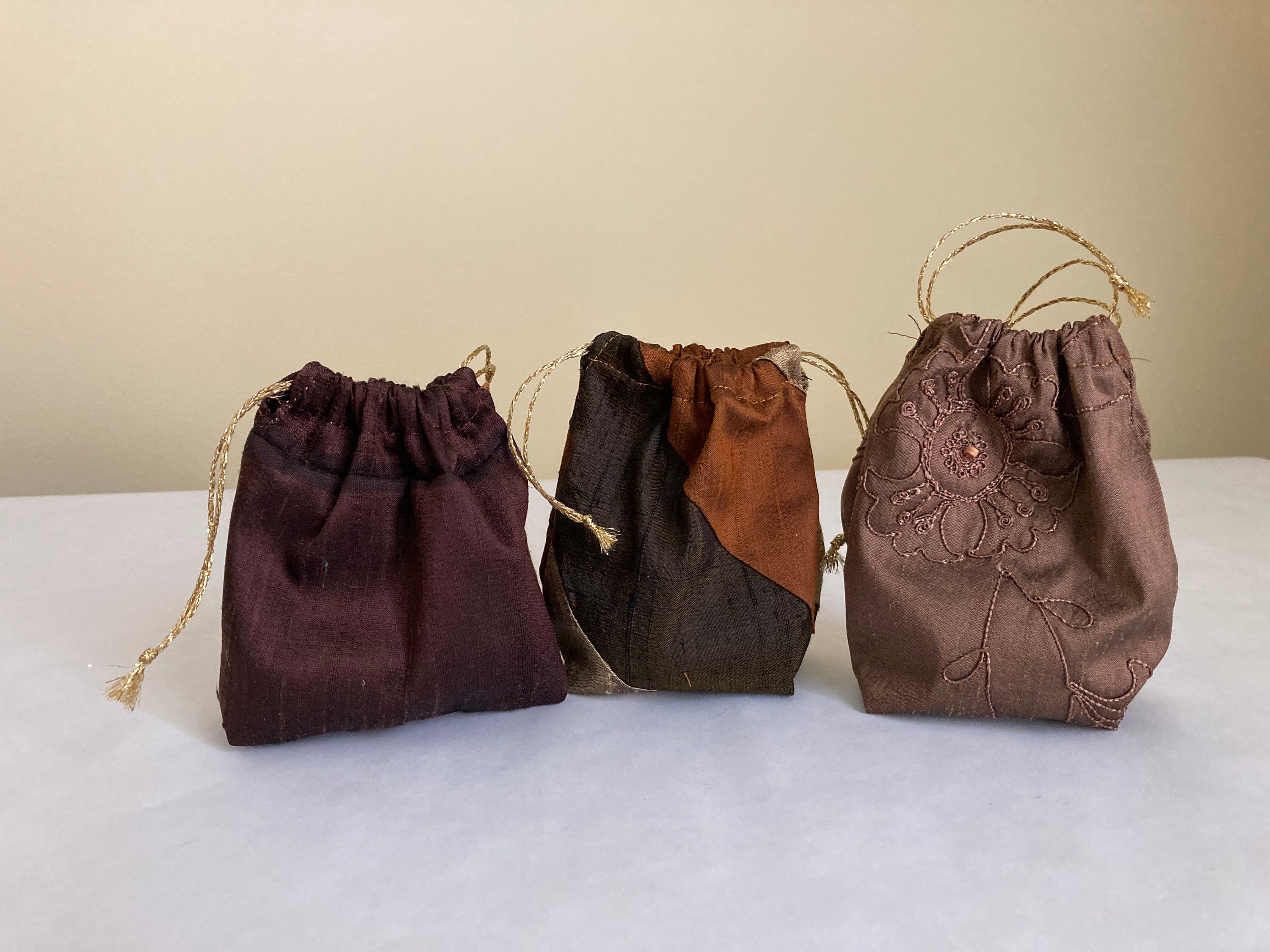 Pure Silk MEDIUM Drawstring Bags 5 Pc Set - Etsy