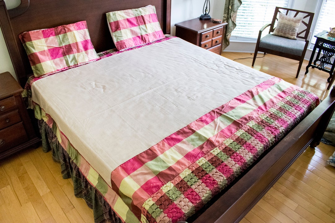 Silk Plaid and Smocking Bedspread and 2 Cushions - Etsy
