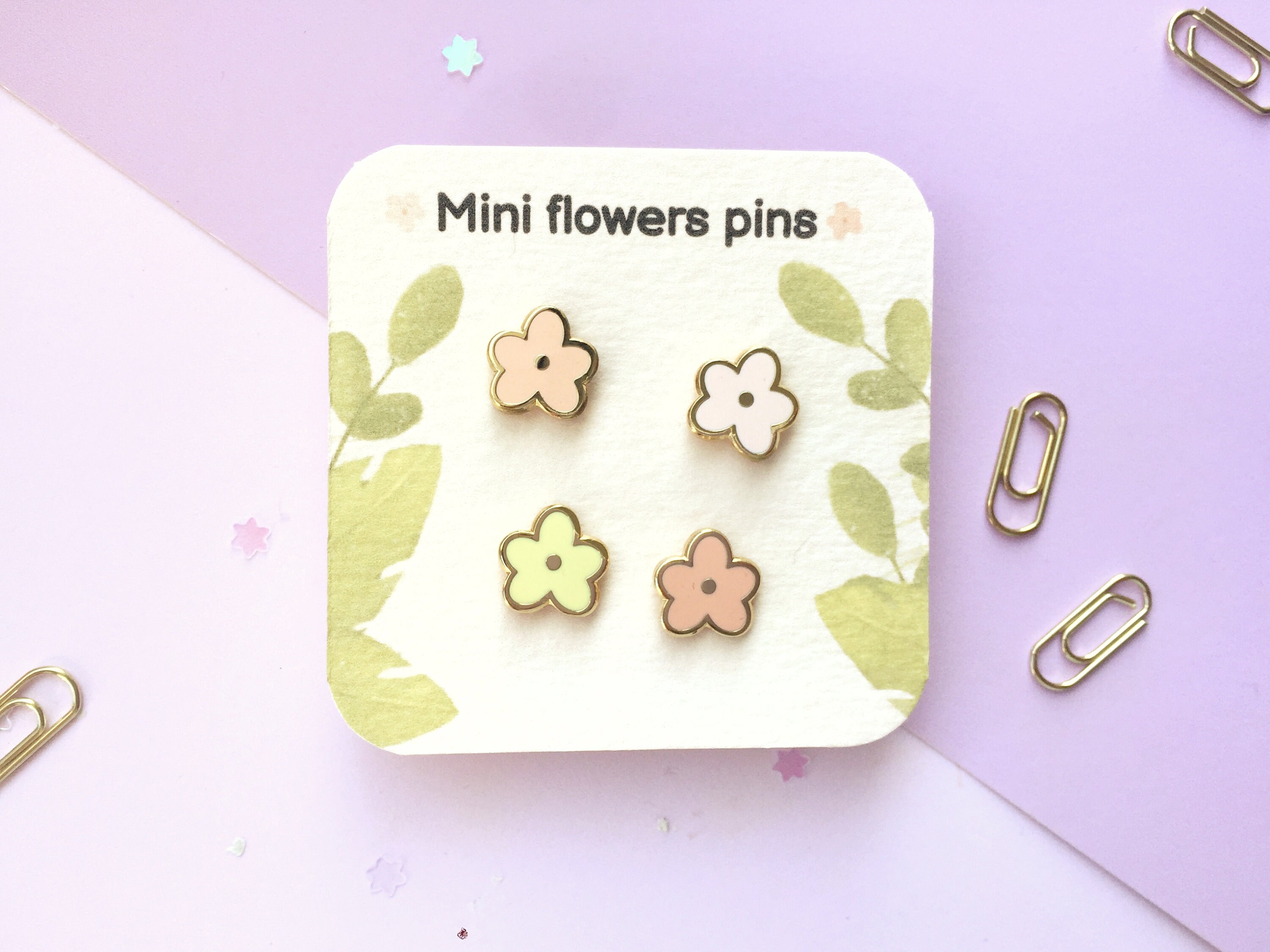 Mini Set of Flowers Pins From the Cute Nature Friends Collection ...